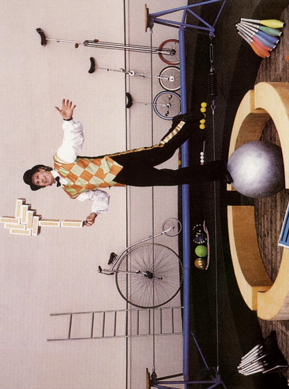 Circus Jonathan "Gallery - 20"